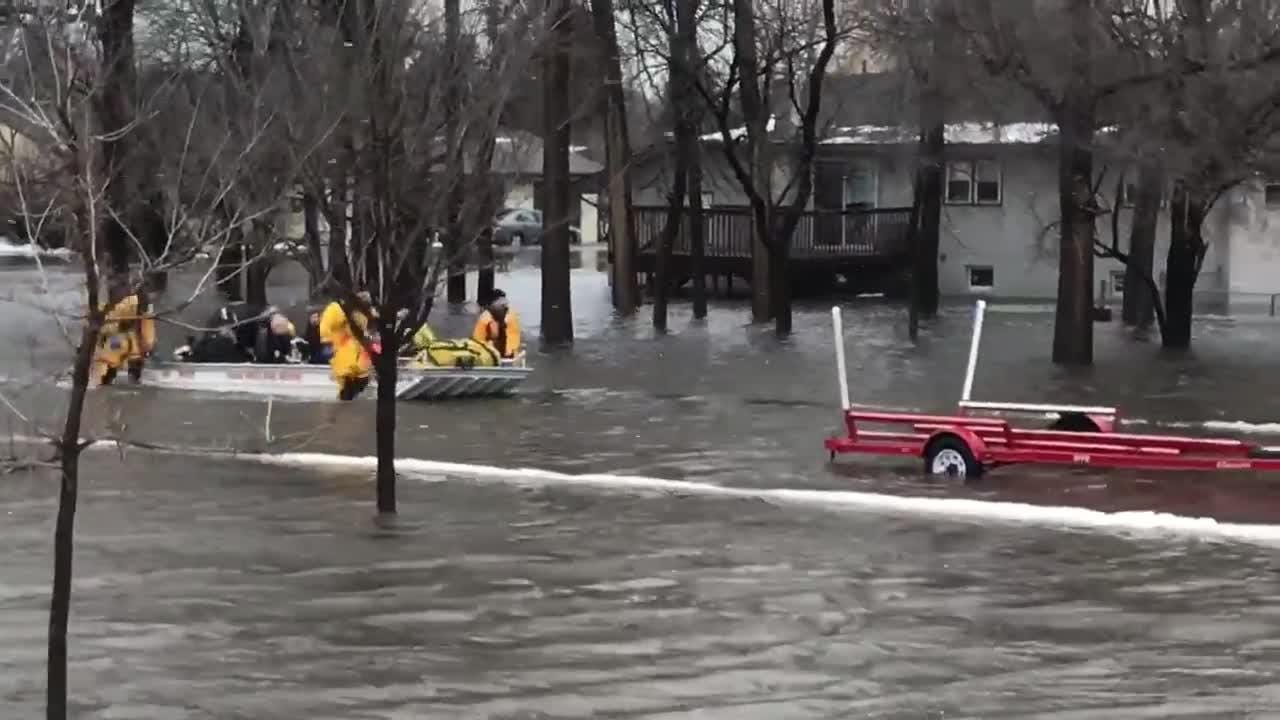 Sioux Falls Flooding Crews Rescue Residents From South Sioux Falls